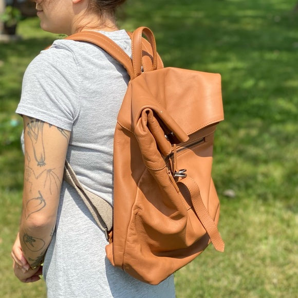 Poltrona Frau | Bags | Rare Poltrona Frau Italian Leather Backpack ...